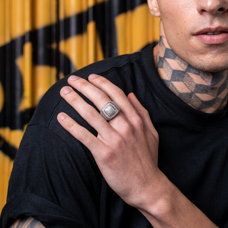 Diamond Signet Ring – Drip Project